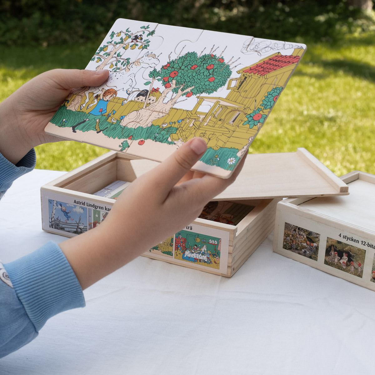 Astrid Lindgren Puzzle aus Holz von Hjelms | Lila Lämmchen Onlineshop